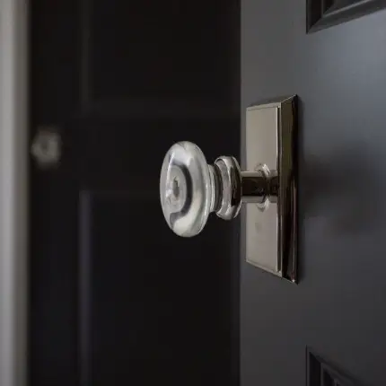 Providence Glass Knob | Emtek